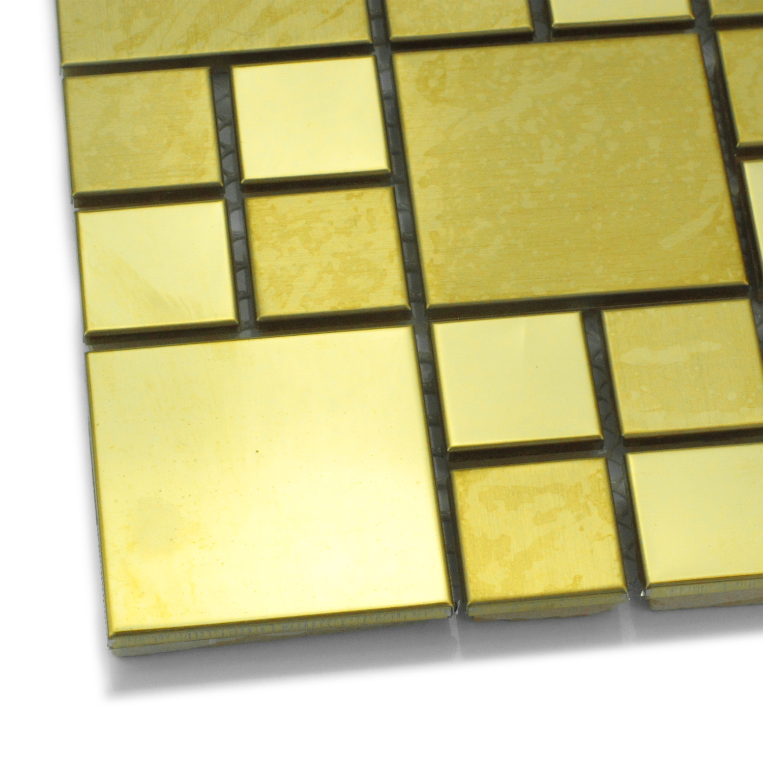 Characteristics of Metallic mosaic bathroom tiles